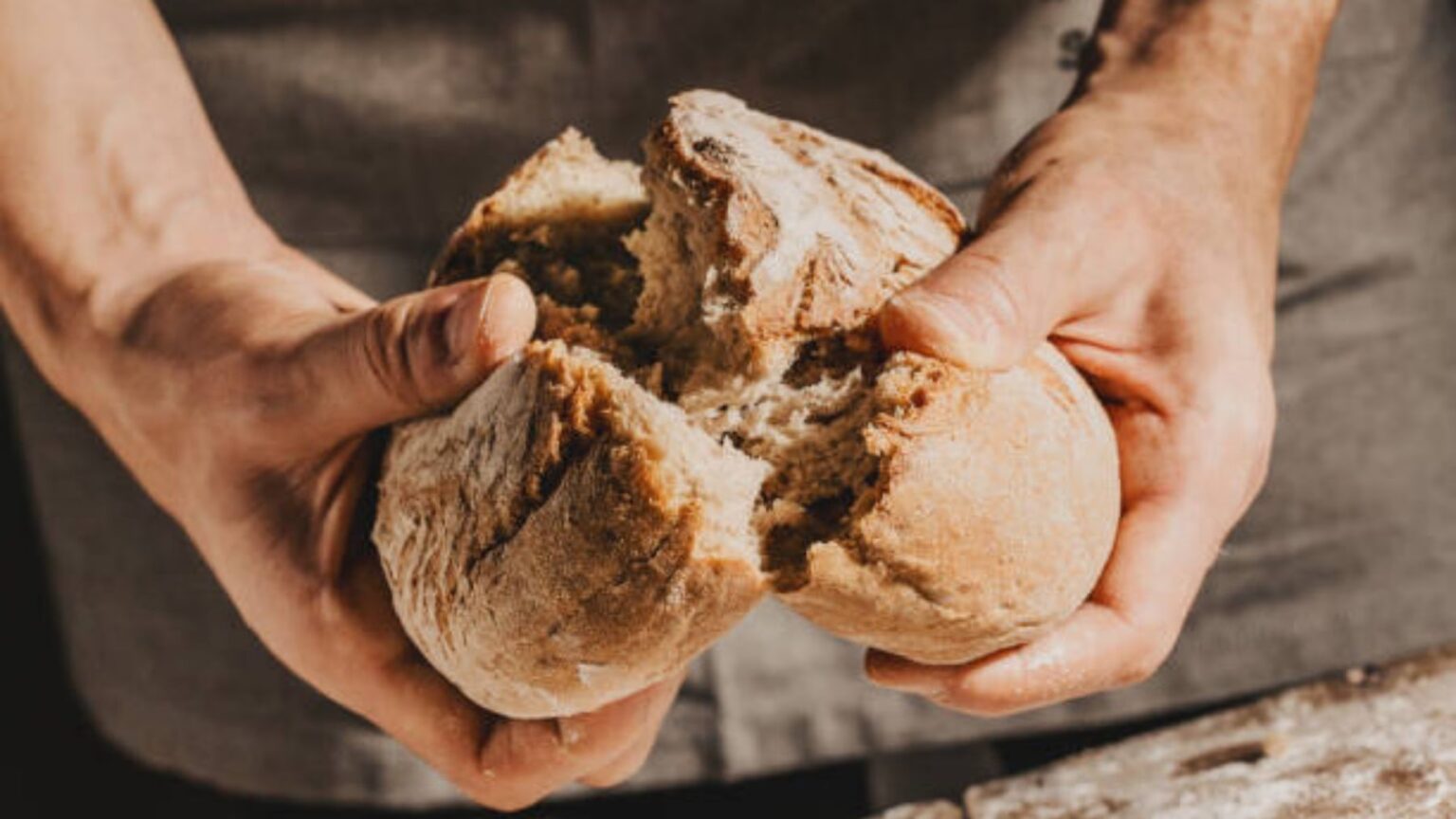 Más Allá del Pan: La Esencia de la Vida | Metaforas